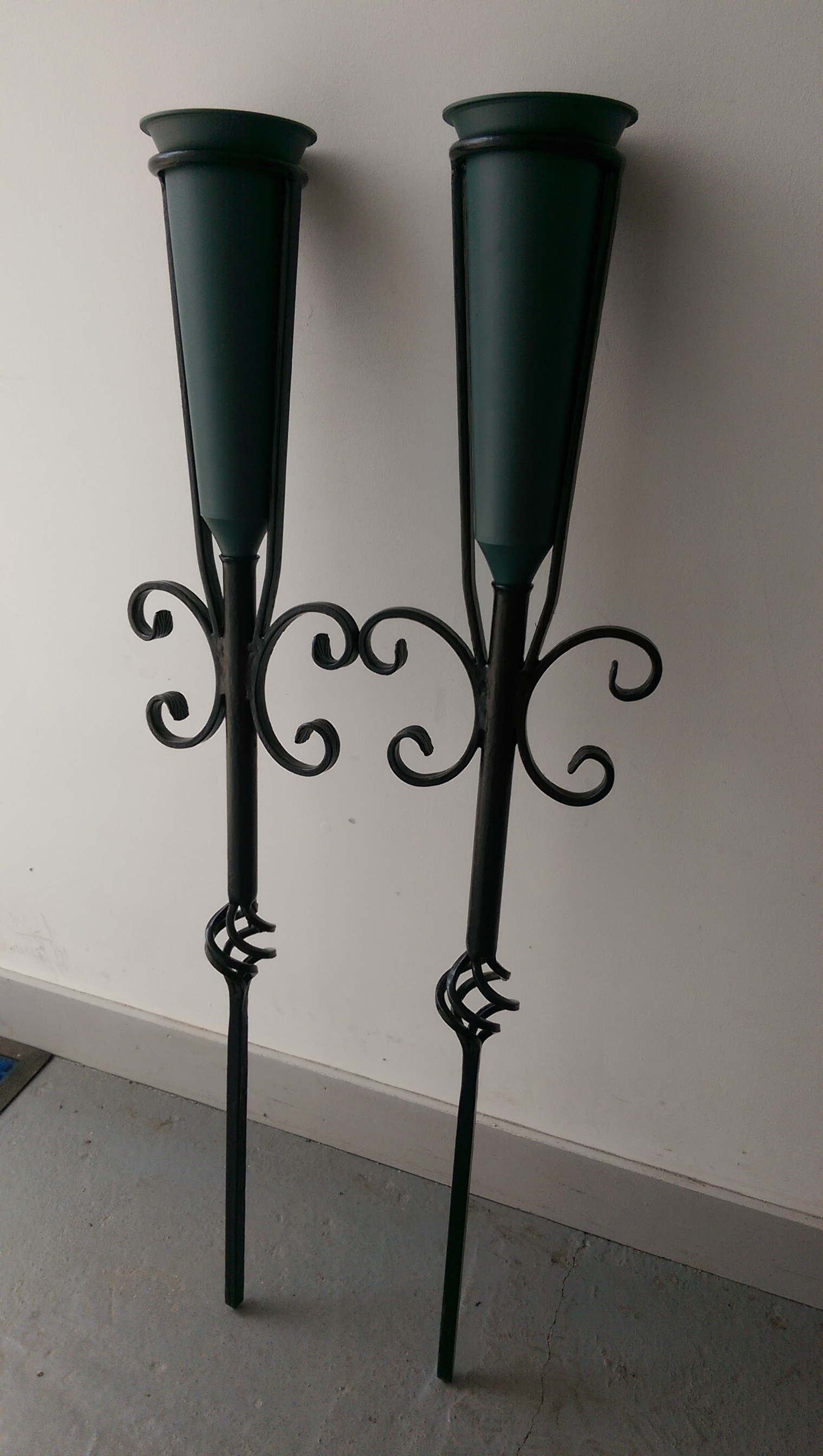 Wrought Ironwork in Aberdeenshire Angus Cemeteries - Scroll Products